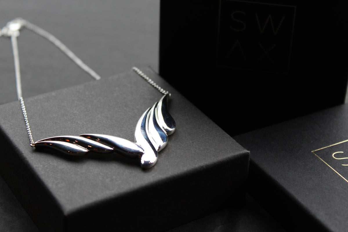 Overlapping Curve Necklace – Swax Jewellery Barmouth